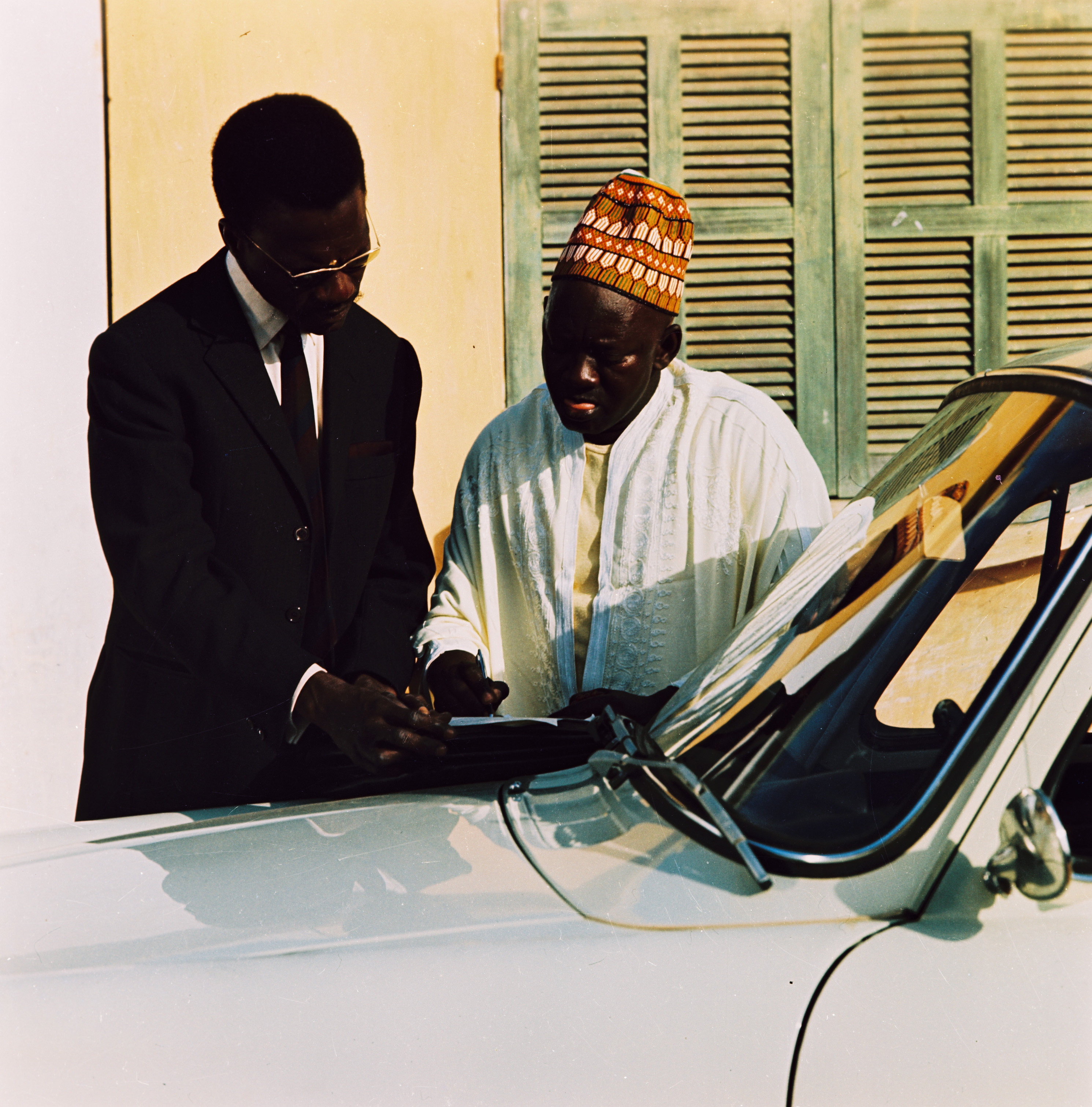 Ousmane Sembène Father of African cinema film MANDABI | OFFICIAL ...